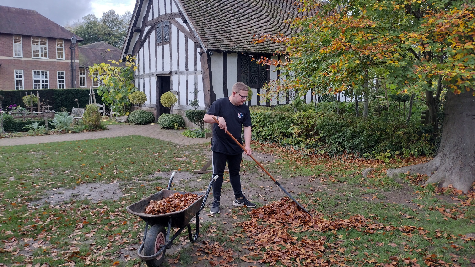 Selly Manor | Toby Does a Great Job!