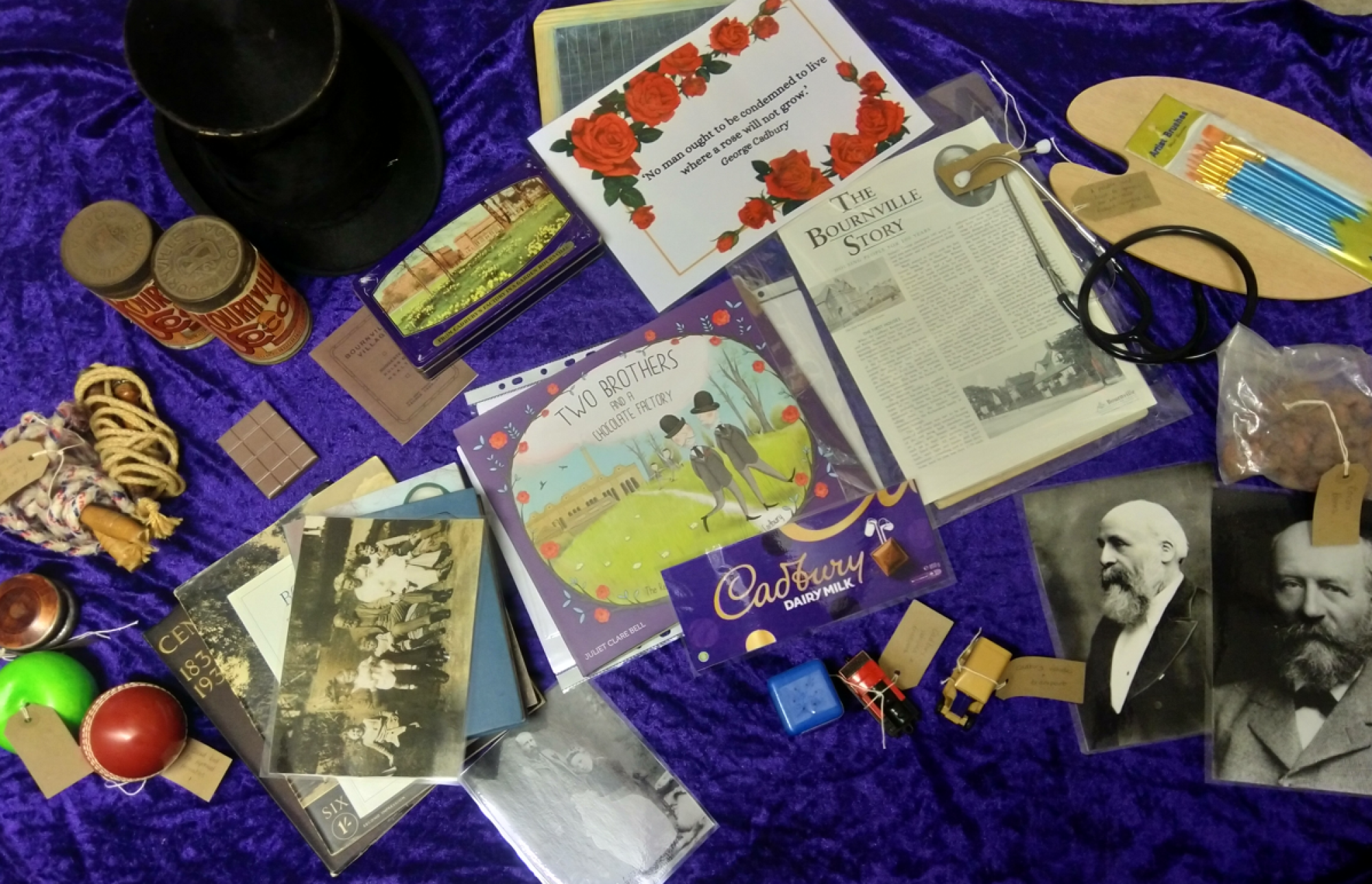 Selly Manor | Loan boxes